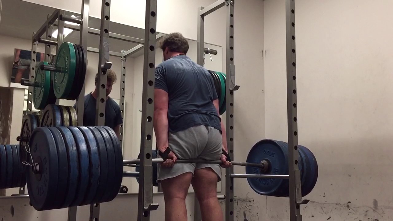 340kg (750lbs) super easy behind the back rack pull - YouTube