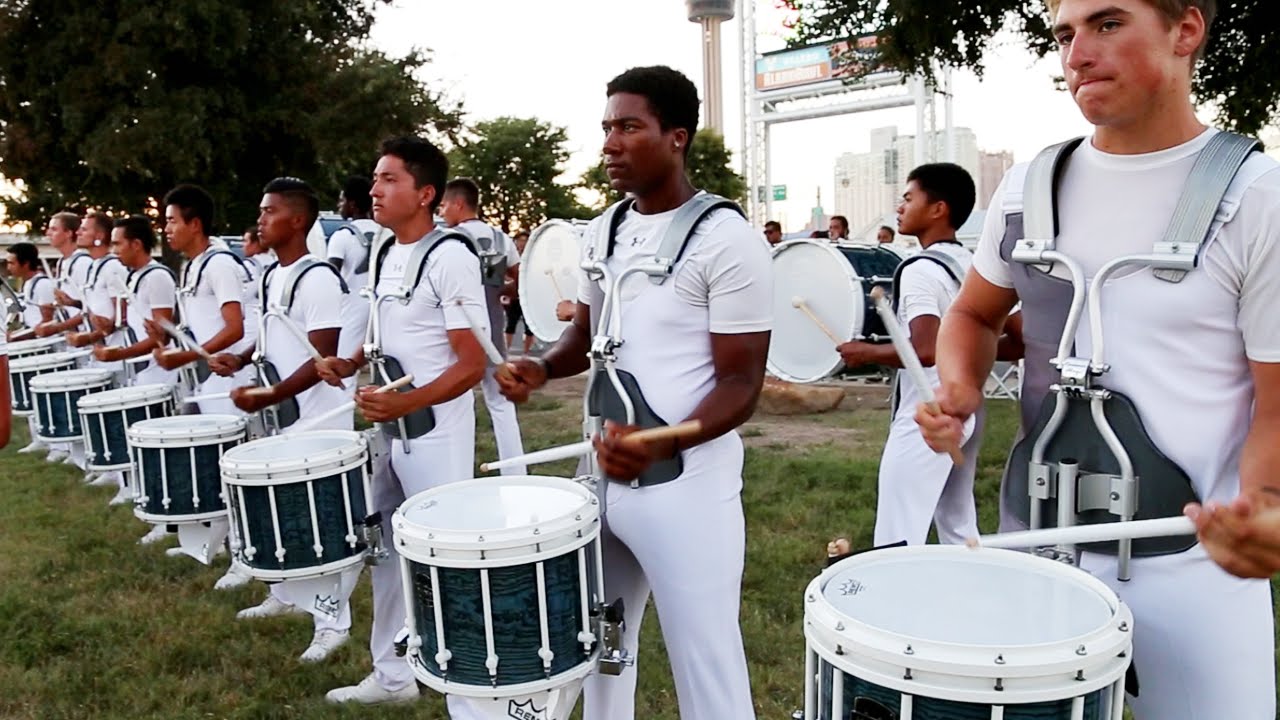 Blue Knights "In the Lot" DCI 2015 San Antonio, TX - YouTube