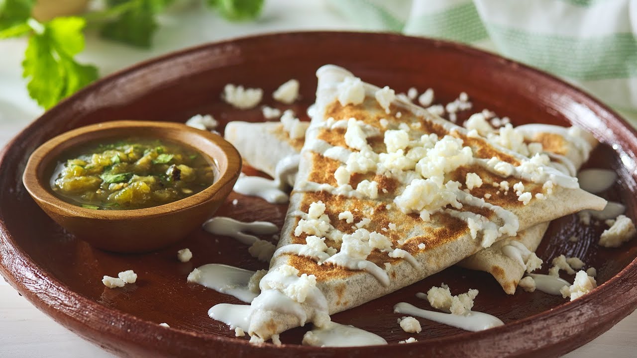 Chihuahua® Cheese Tetelas - YouTube