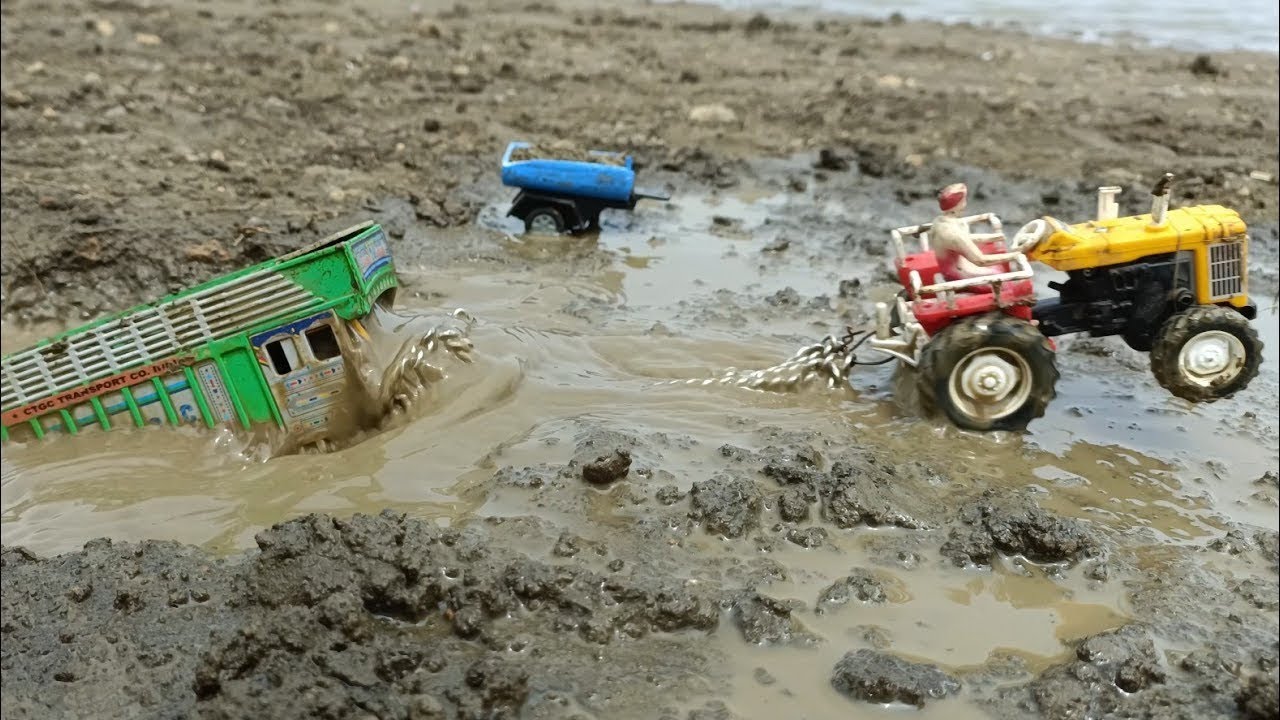 Tipper Truck Stuck in Pit Mud|Pulling Out HMT Tractor|Tipper Lorry ...