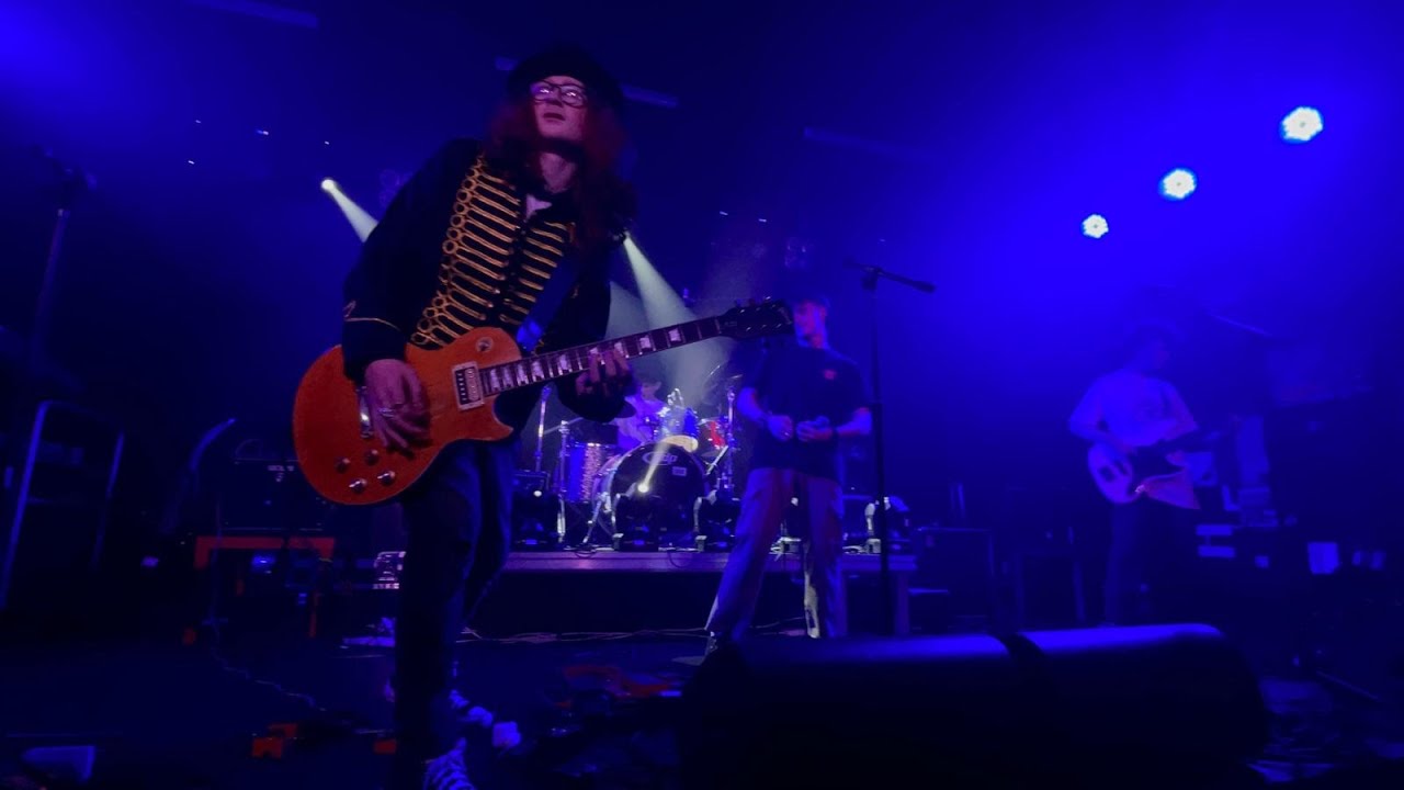 Plug in baby - muse cover | LIVE AT THE NERVE CENTRE 20/9/24 - YouTube