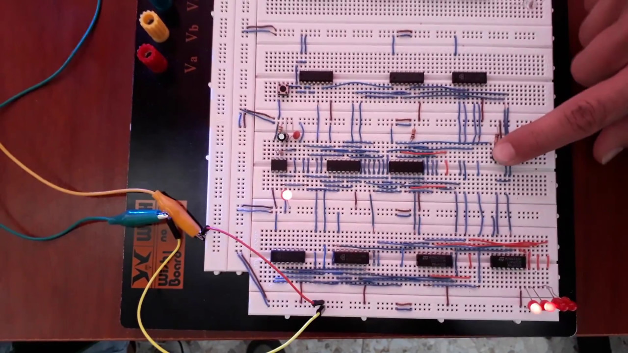 Control de motor paso a paso mediante flip flop - YouTube