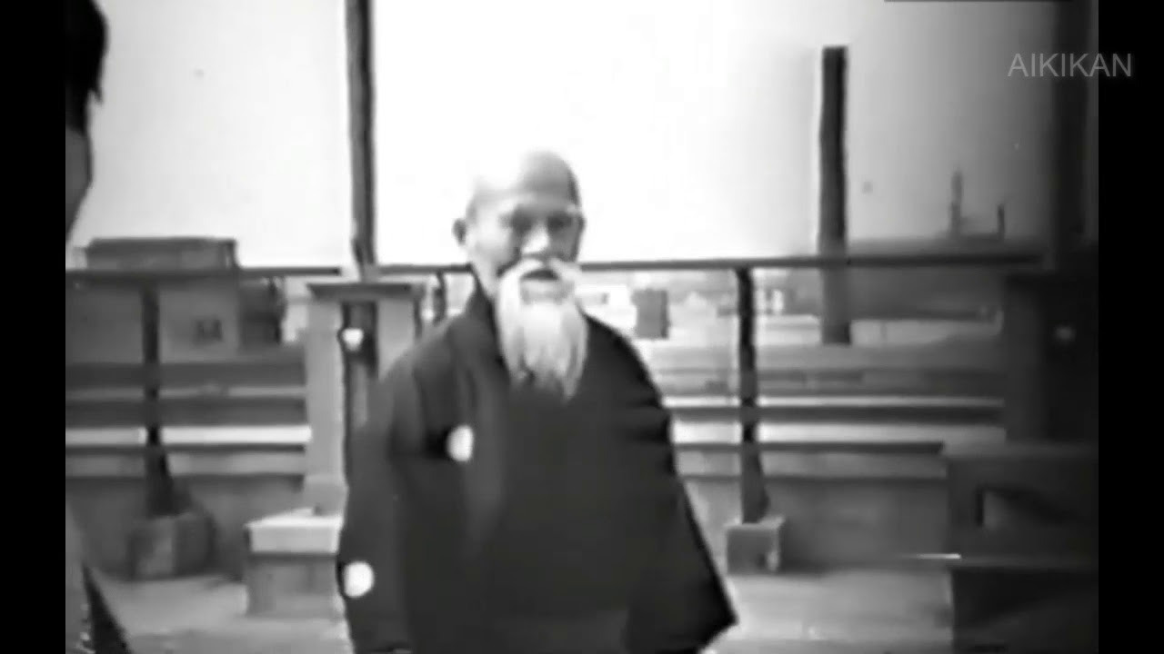 Morihei Ueshiba Aikido Demonstration 1957 - YouTube