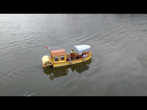 RC Parní člun St. Nathalie. RC Steamboat with Wilesco D3. - YouTube