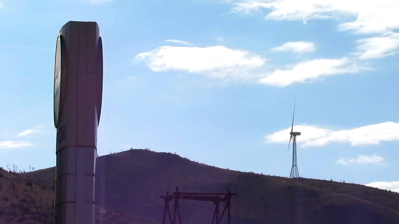 Wind turbines at Chitradurga, Karnataka - YouTube
