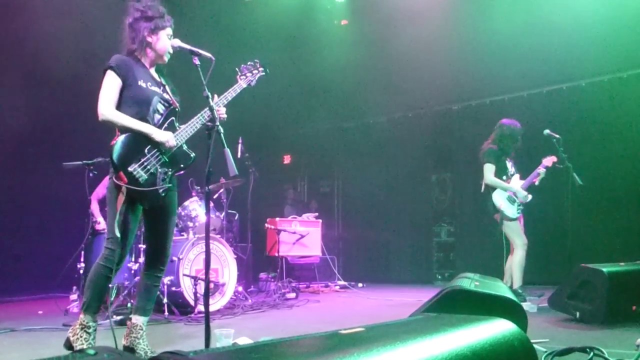 The Coathangers - Make It Right → Watch Your Back (Houston 02.08.17) HD ...