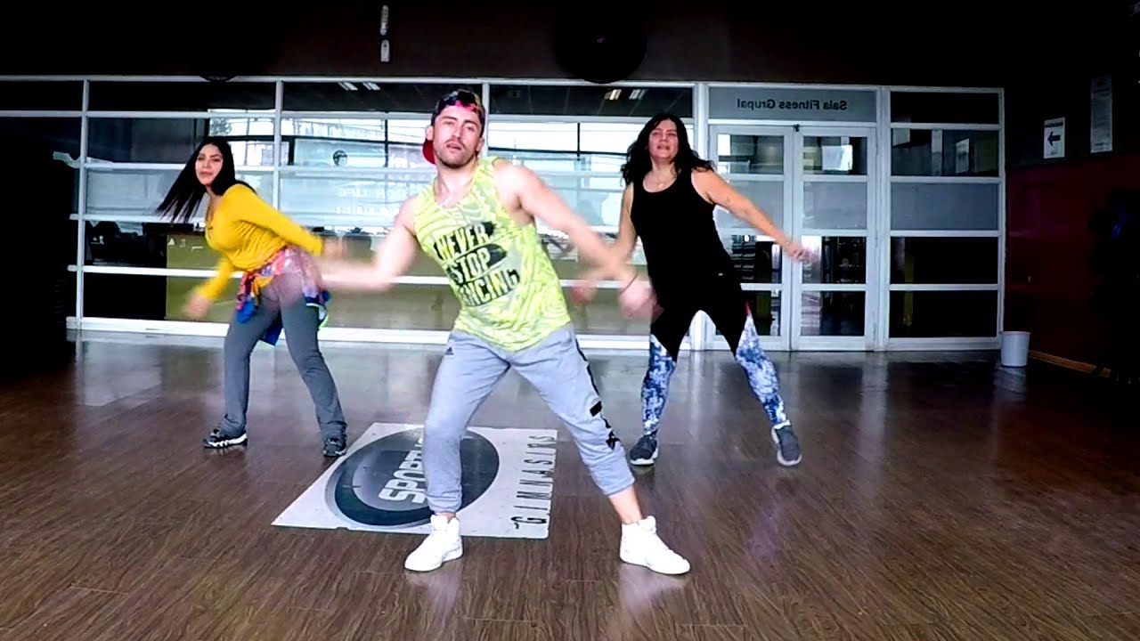 BAILA CONMIGO ☆ - Dayvi , Victor Cardenas feat kelly Ruiz - YouTube