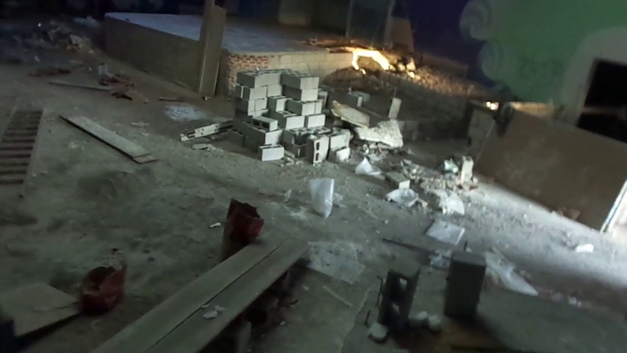 ReportandoAndo - Pi Kyu Rock House - YouTube