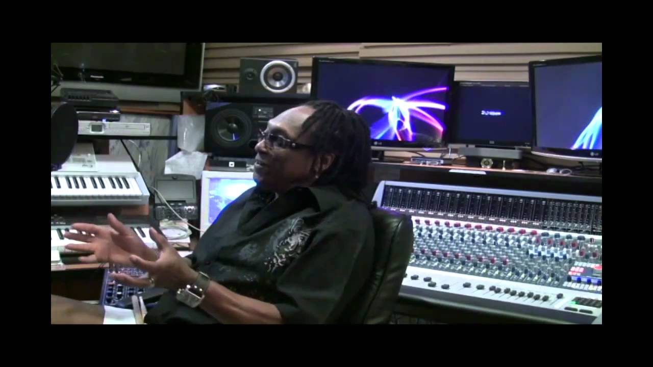 Walter Orange from The Commodores Interview Pt 1 - YouTube
