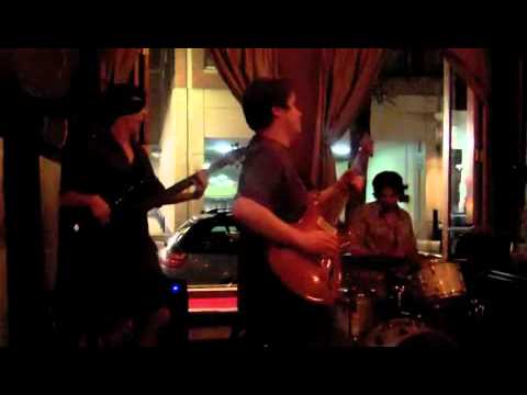 Colin Cannon, Devin Collins, Zak Croxall Live Improvisation - YouTube
