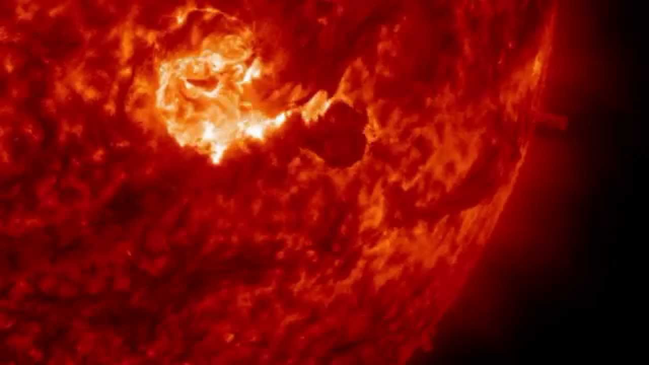 SOLAR ACTIVITY UPDATE: Solar Flare and CME: (March 16th, 2015). - YouTube