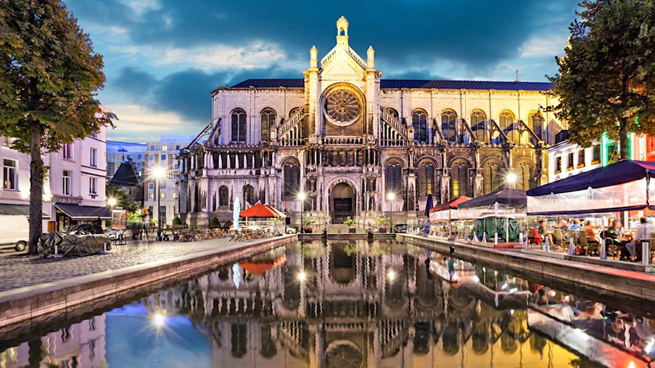 15 Perfect Destinations For Any Solo Traveler - YouTube