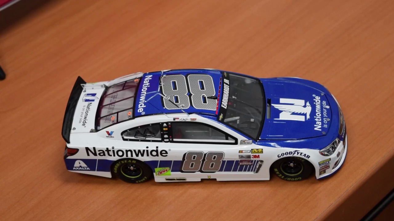 Lionel Racing Launches an All-New Product, "Diecasta" - YouTube