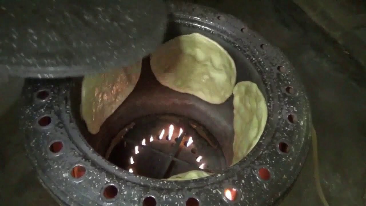 Tandoor Roti In Gas Tandoor | Simple Recipe 2020 | How To Make Tandoori ...