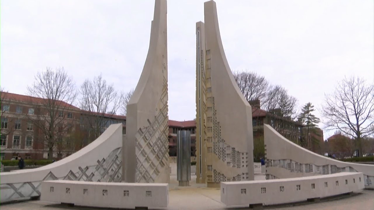 Purdue University hosting eclipse watch party - YouTube