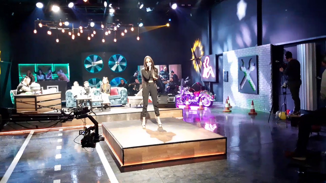 Marina Stankovic & Orkestar Borka Radivojevica "Noci u sibiru" - YouTube