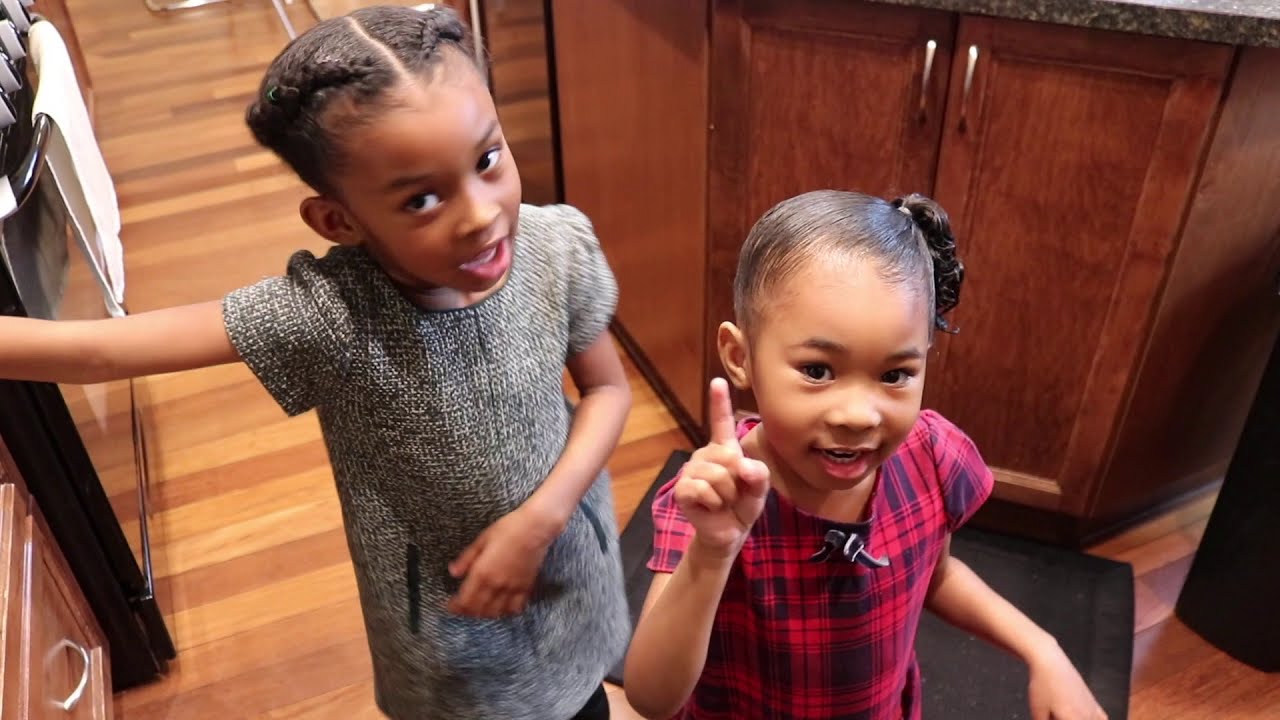 Johnny, Johnny! Yes Papa? | Sekora and Sefari Pretend Play - YouTube
