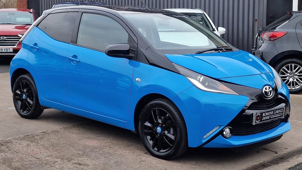 2016 (16) Toyota Aygo X-Cite 1.0 5Dr in Cyan Splash. 20k Miles. 7 ...