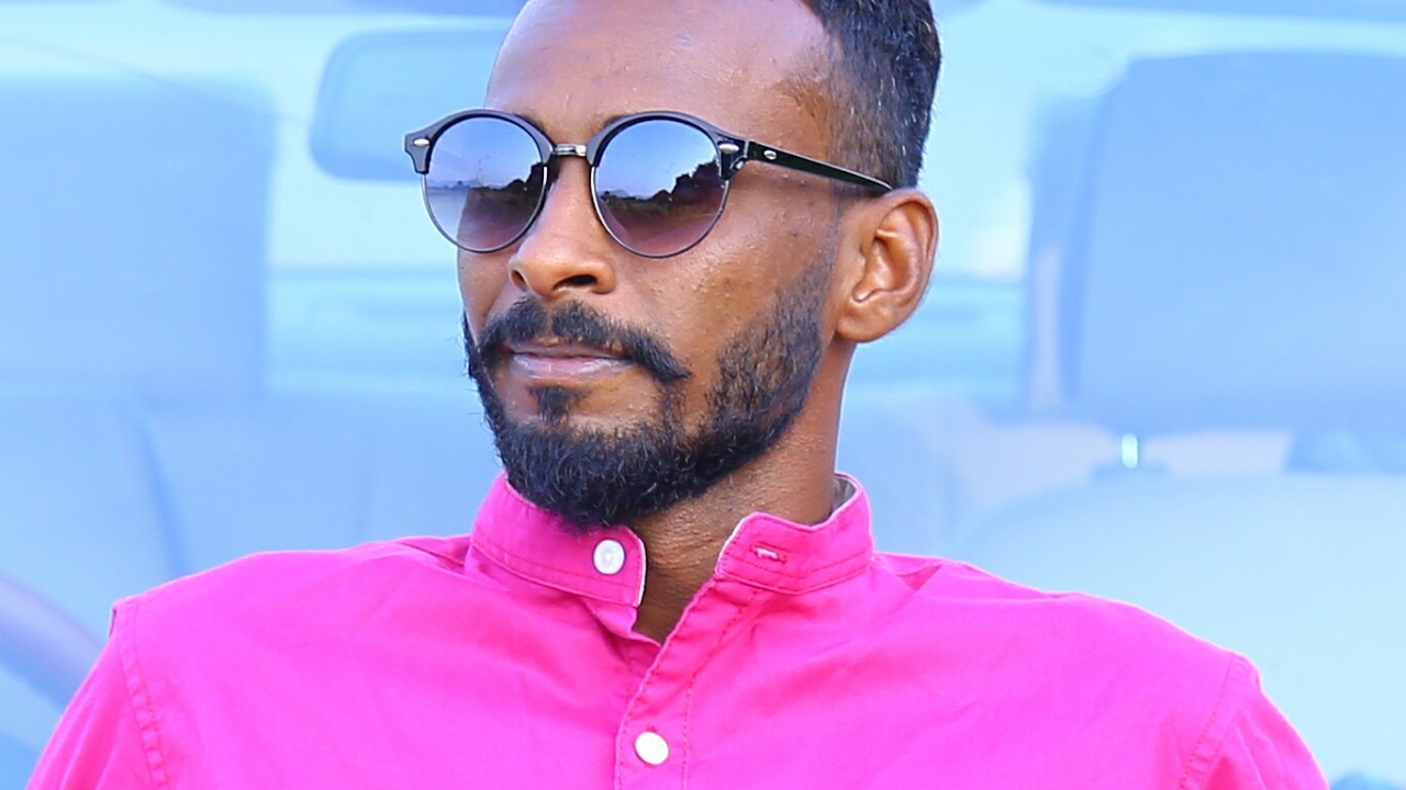 arif shaik Live Stream - YouTube