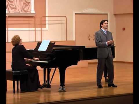 "UNA FURTIVA LAGRIMA" ROMANOVSKY SERGEY - YouTube