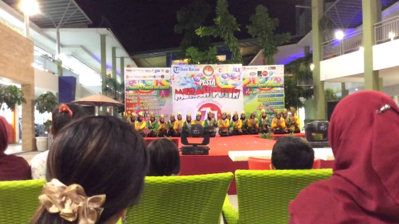 Tari Saman SMANSA Batam - YouTube