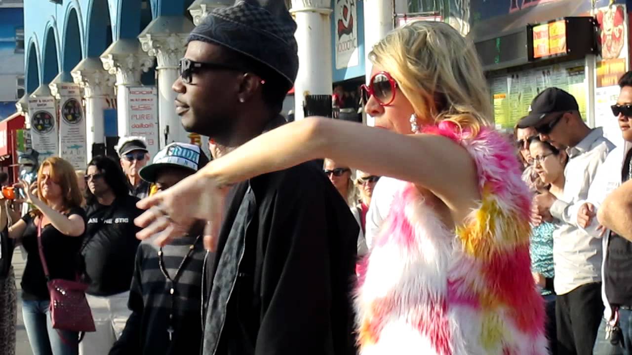 FAMOUS RAPPERS VENICE BEACH CALIFORNIA SEPT 26, 2011 - YouTube