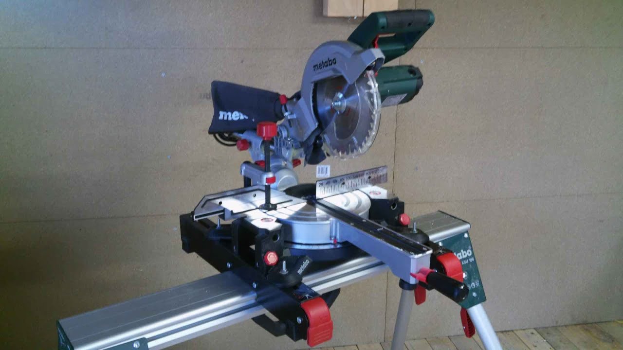 SCIE A ONGLET RADIAL (METABO) KGS 216 M - YouTube