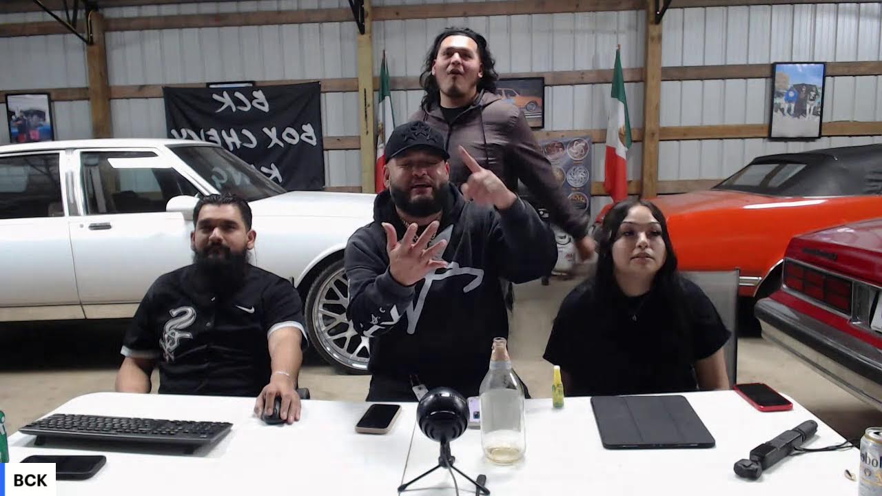 Box Chevy King - YouTube