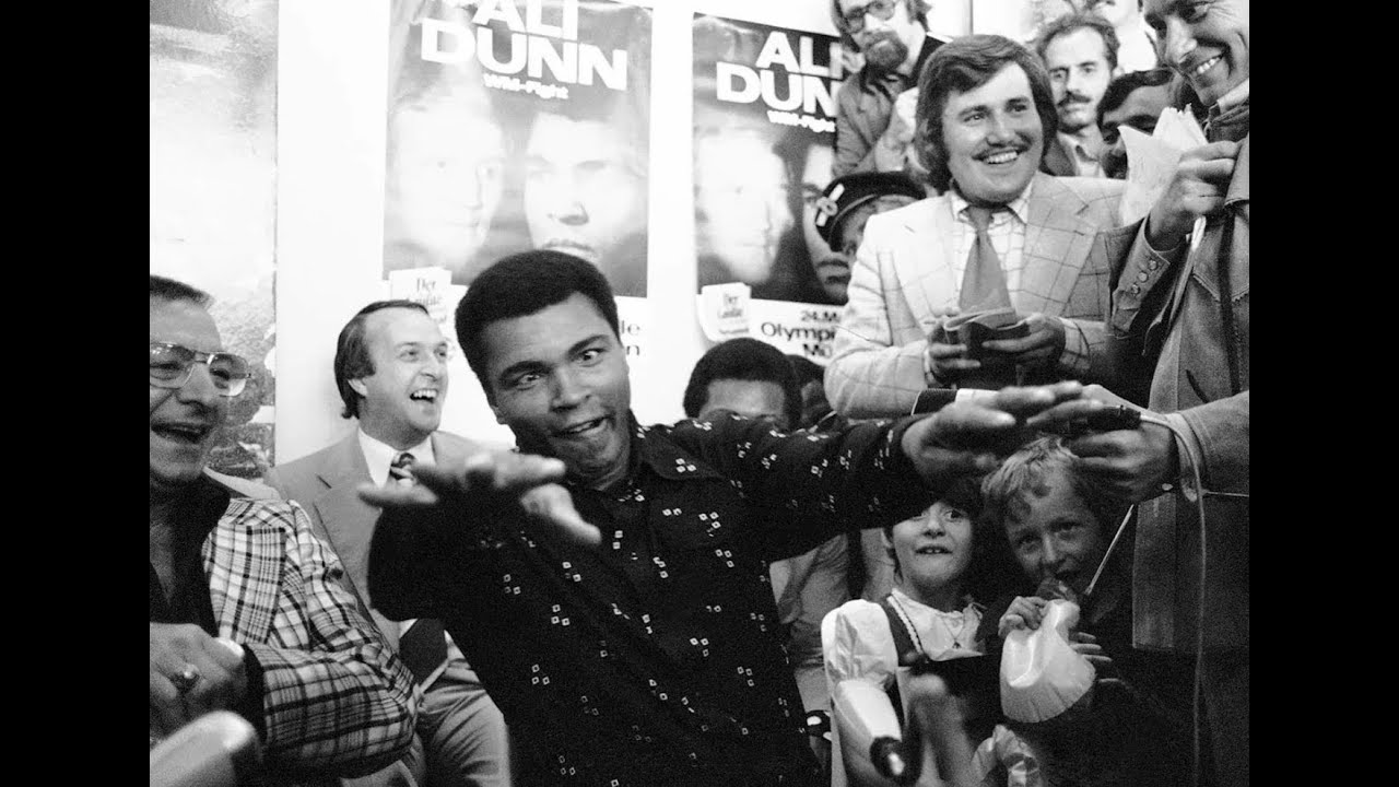 Muhammad Ali funny moments - YouTube