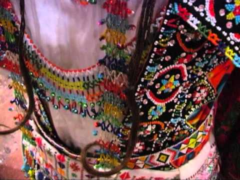 Veshjet popullore shqiptare #veshje #shqip #tradita - YouTube