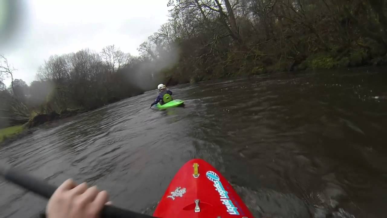 White Water Kayaking Lower Tryweryn - YouTube