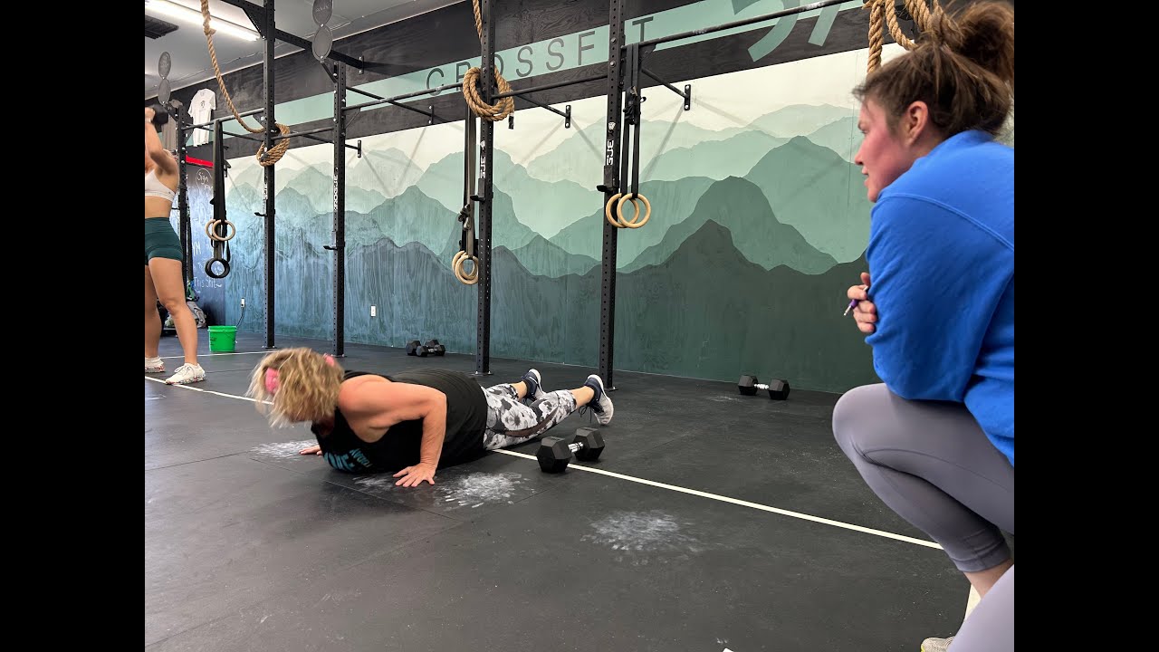 The Open With Lisa (CrossFit 507, 24.1) - YouTube