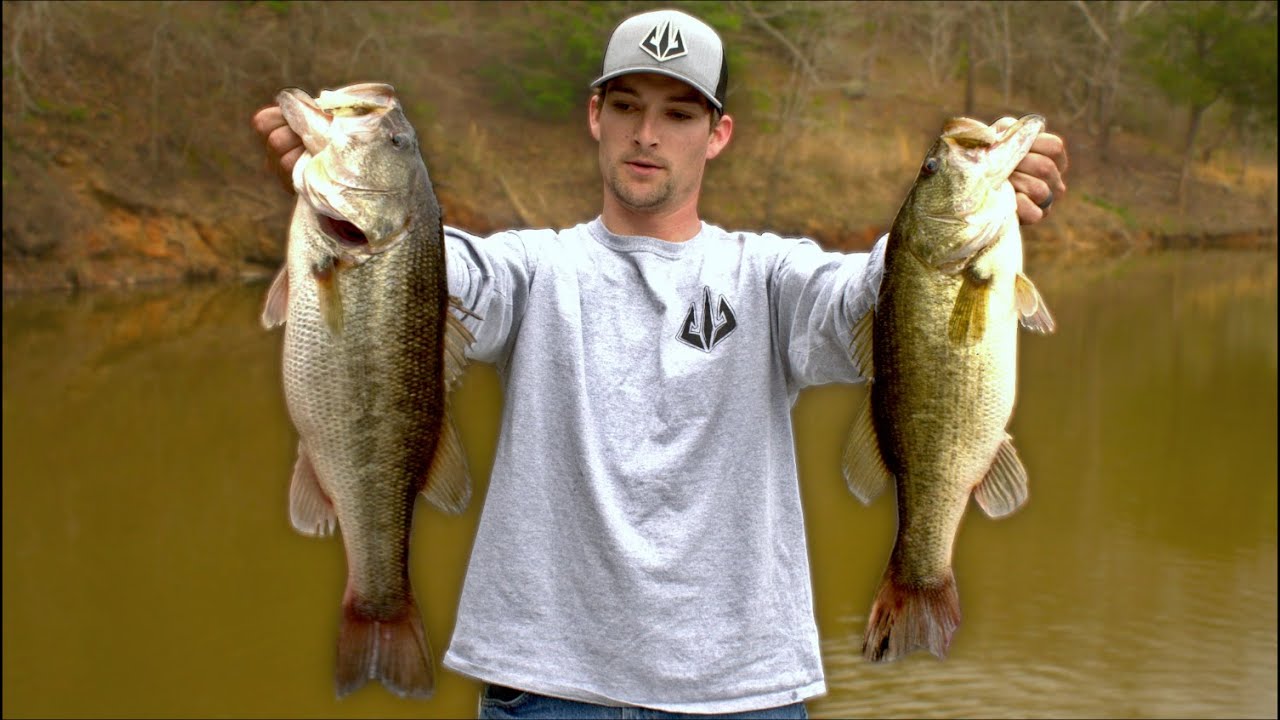 Falls Lake Bass Fishing - Grinding out a limit on a TOUGH day - YouTube