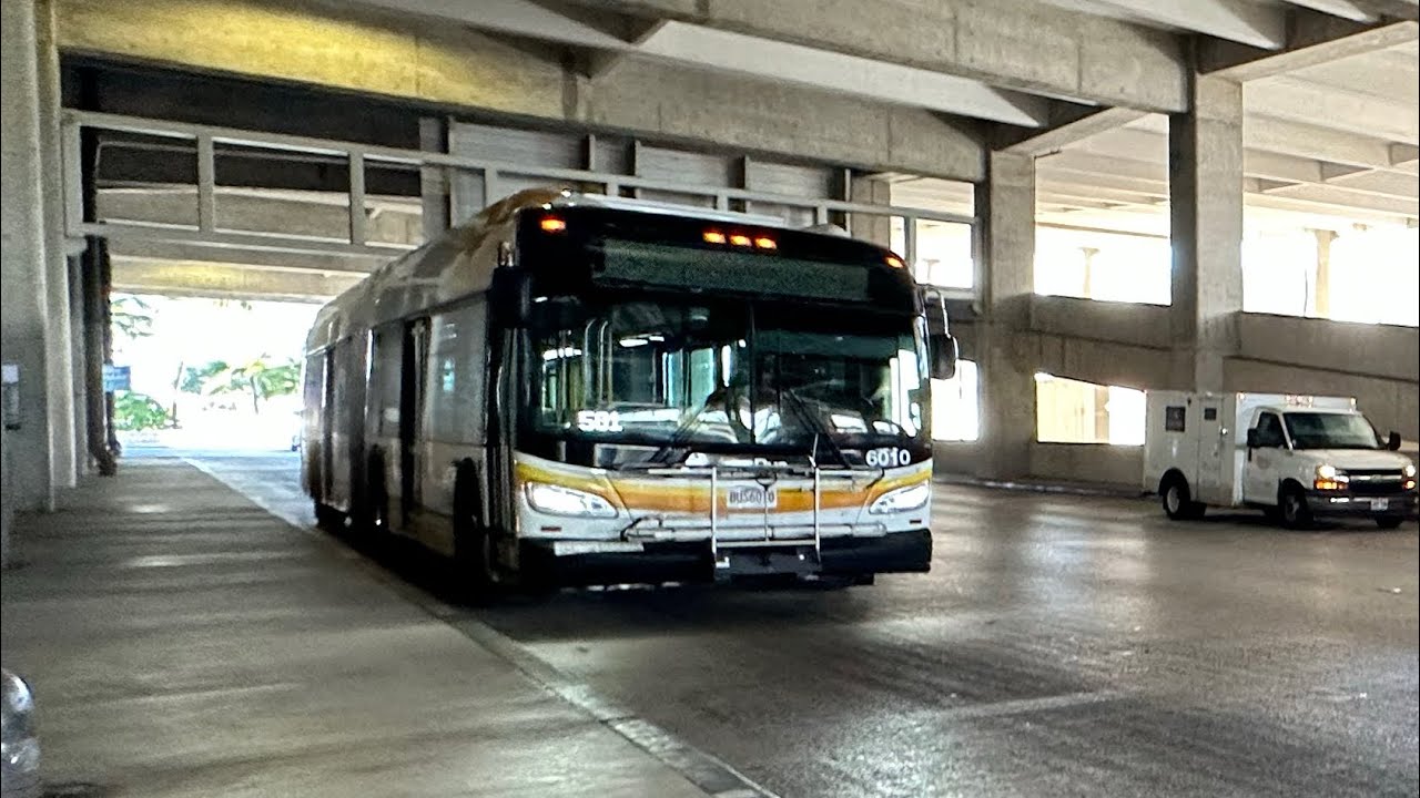 11/29/22: Honolulu TheBus Route 20 Waikiki Beach & Hotels, Bus 6010 ...