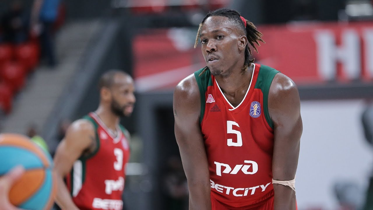 Kevin Hervey With a Beautiful Poster | Semifinal Game 2, May 20 2021 ...