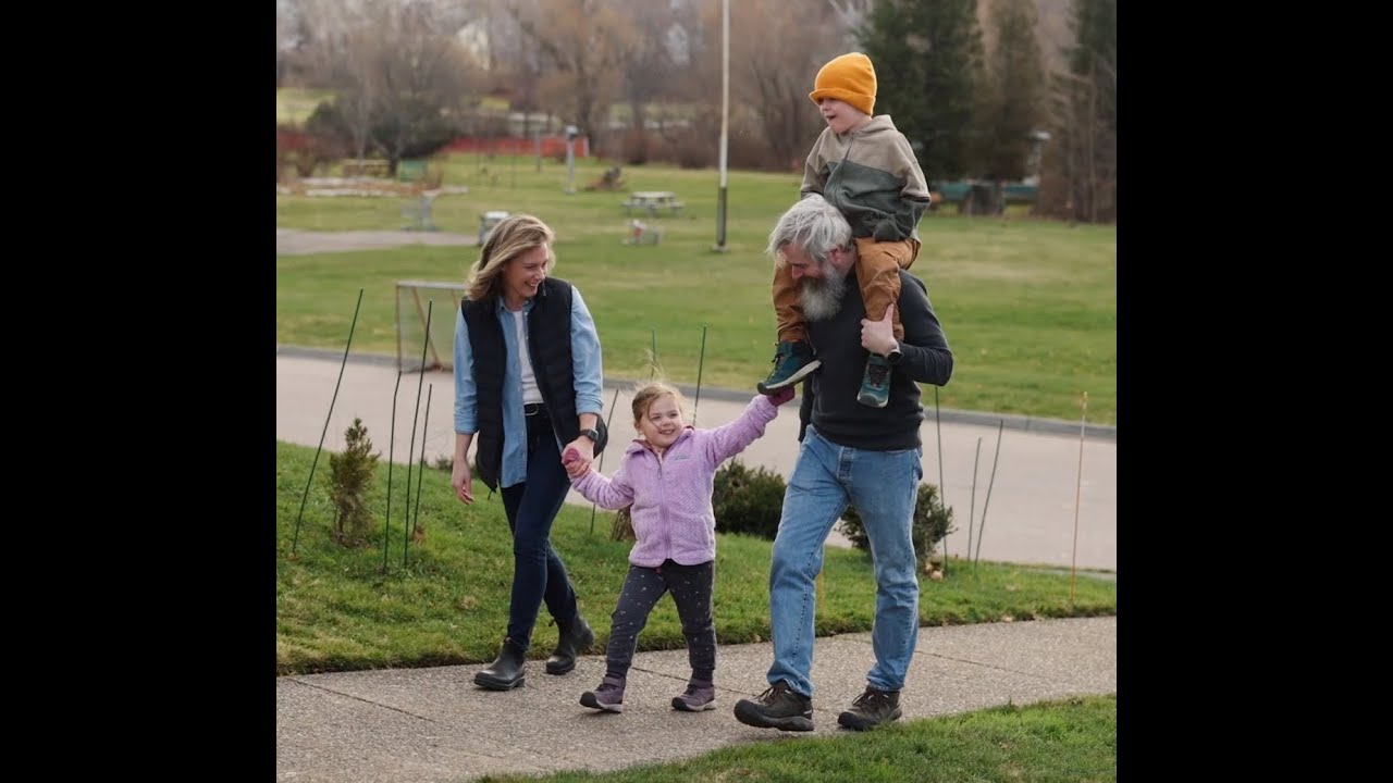 Anna Manley - CPC Candidate for Sydney-Glace Bay - YouTube