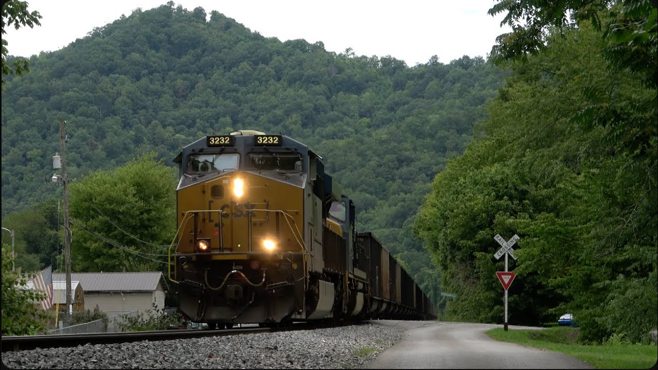 CSX Coal Trains on Former Clinchfield, L&N, and C&O Lines - YouTube