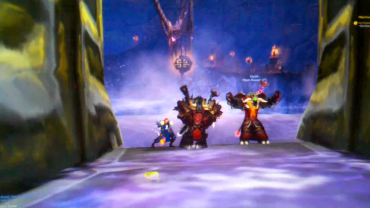 World of warcraft dancing - YouTube