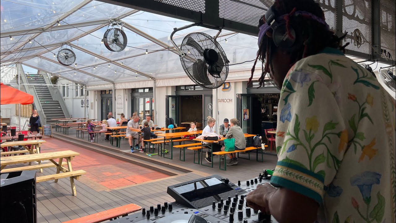 Baddie Resistance Live in Hastings: BillyJ b2b Chef Adisa b2b Sadiq Bello b2b BJT - YouTube