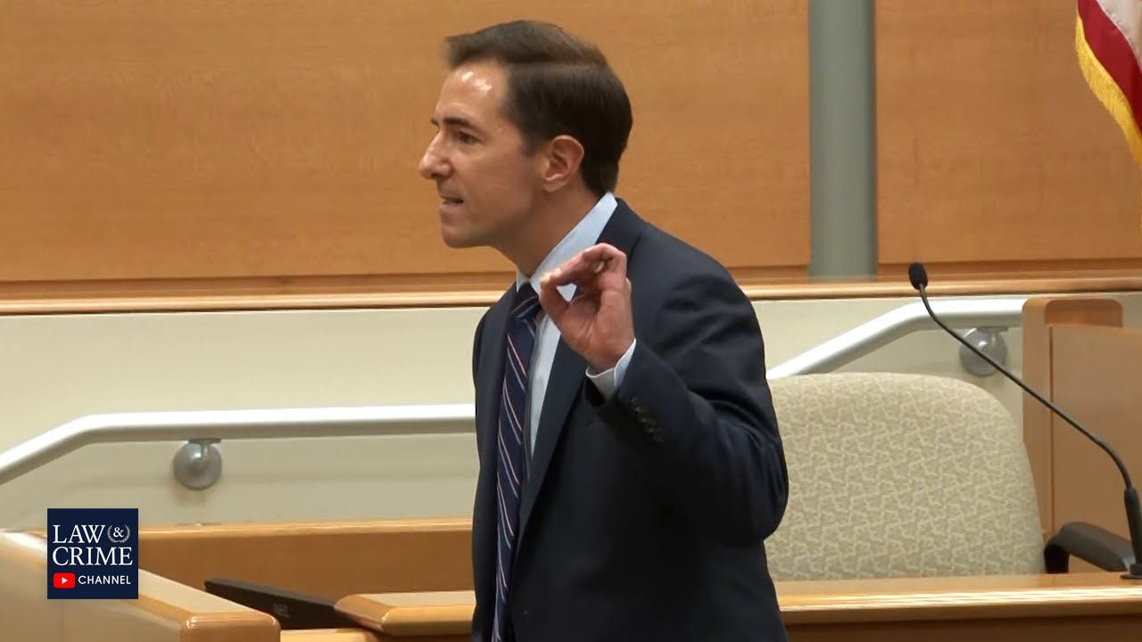 Sandy Hook Lawyer Presents Closing Argument in Alex Jones CT Defamation ...