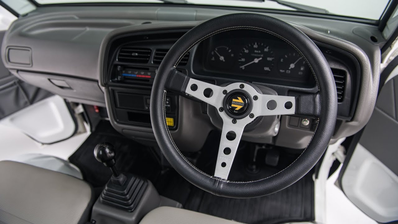 Interior Demo 2 - Suzuki Carry KEI Truck (007BALA) - YouTube