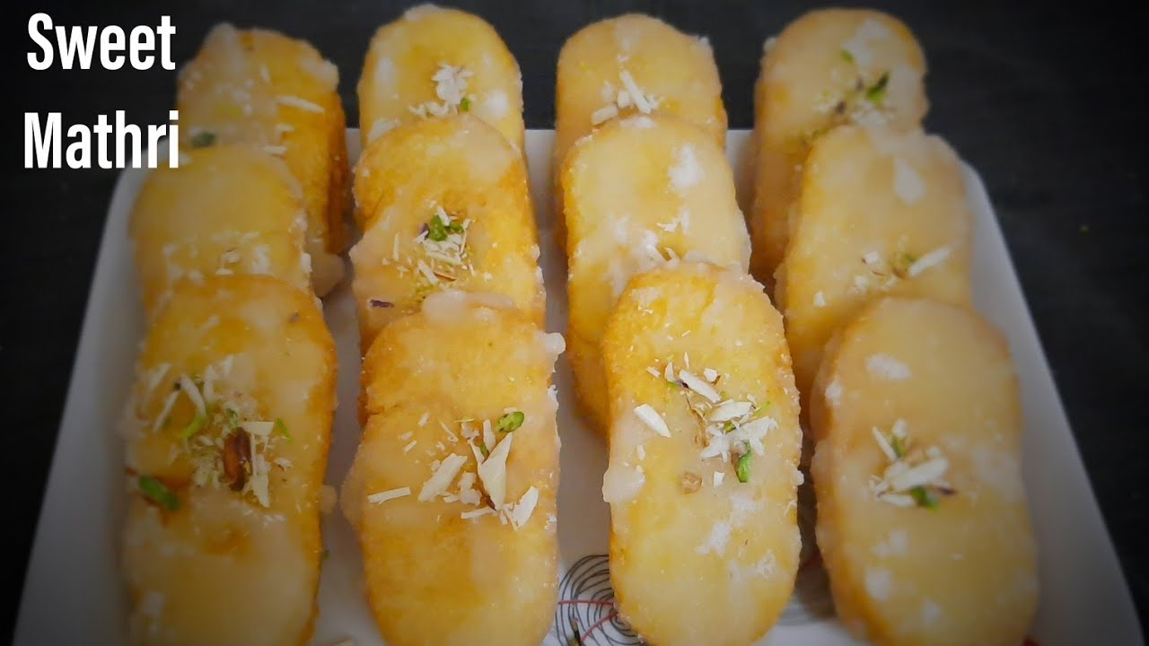 Sweet Mathri (Saata) | Traditional Mithai | मीठी मठरी - YouTube
