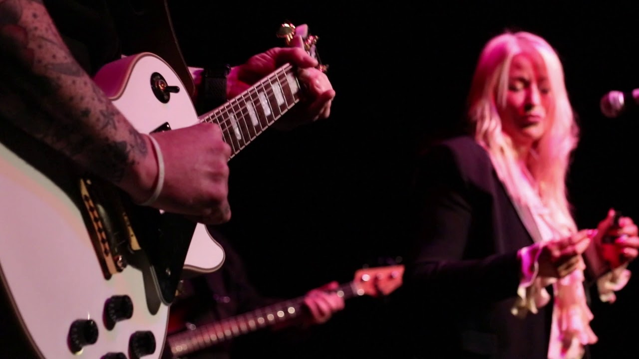 Dana Dixon Band - Scottish Blues Weekend - YouTube