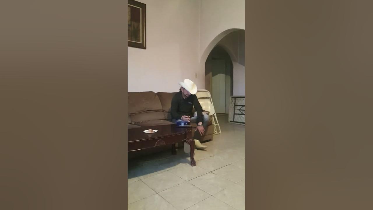 me caiste del cielo Lalo Lobito jr - YouTube