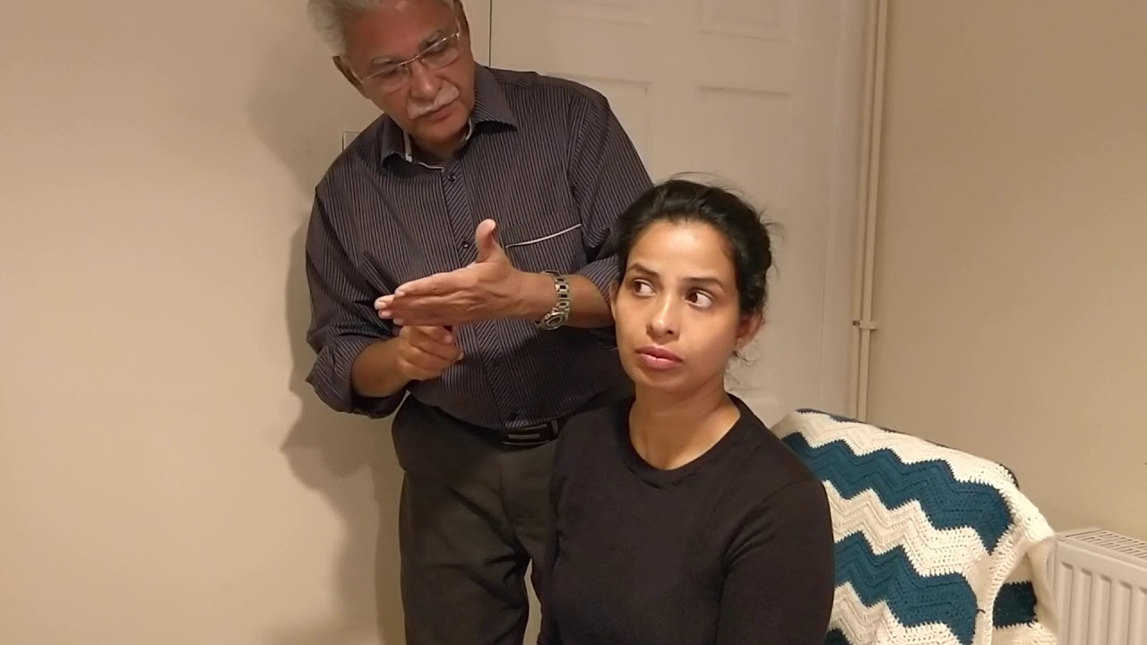EXAMINATION OF 8th CRANIAL NERVE - YouTube