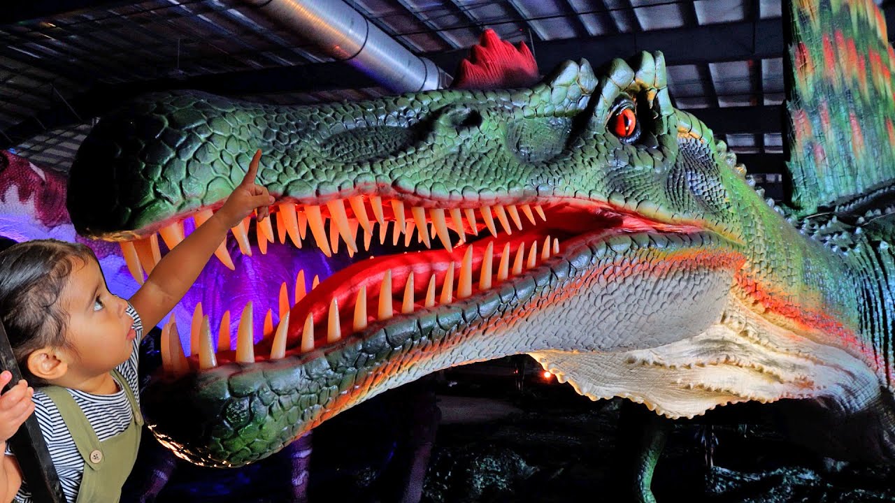 Dinosaurs! Jurassic Quest With Emma! | Fun With Emma - YouTube