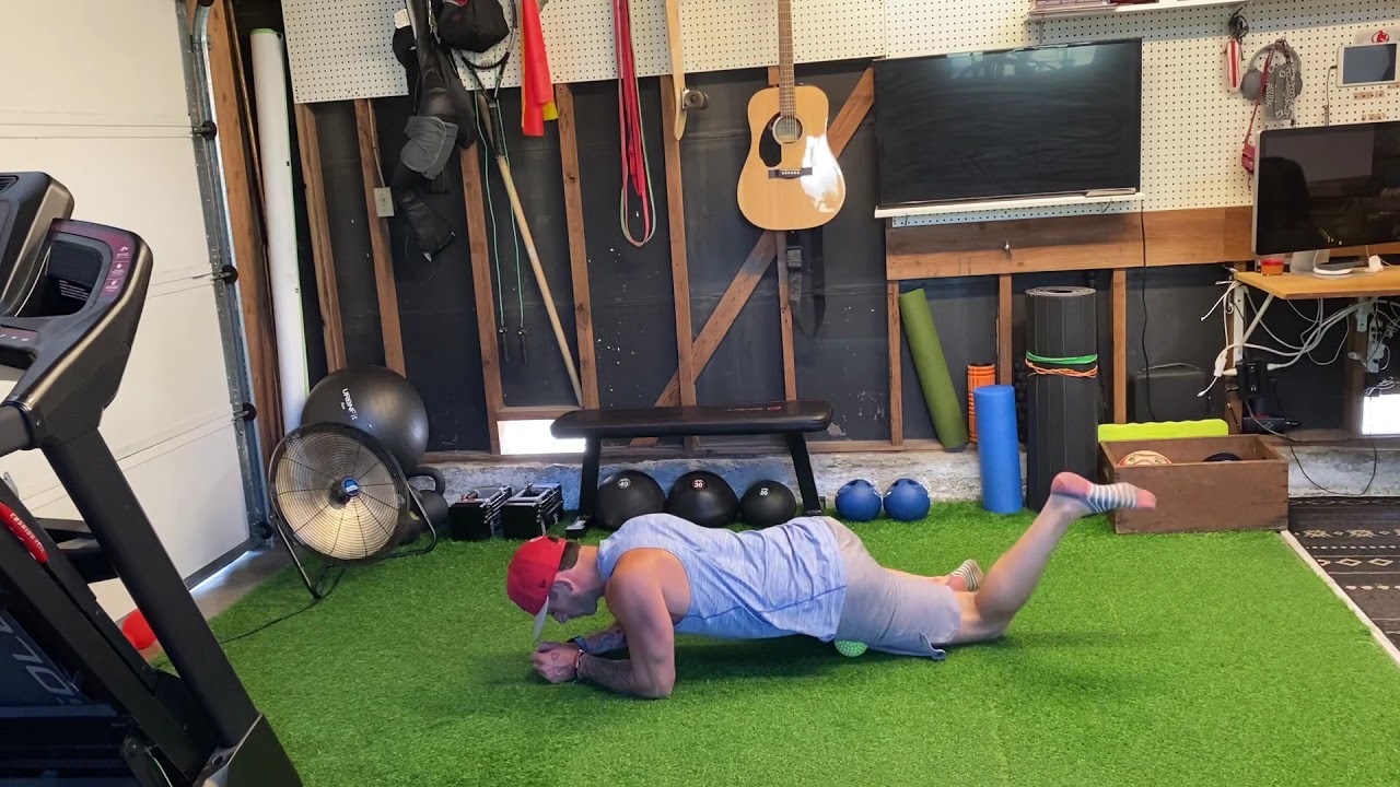 Laying Hip Flexor Trigger Point Ball Mobility - YouTube