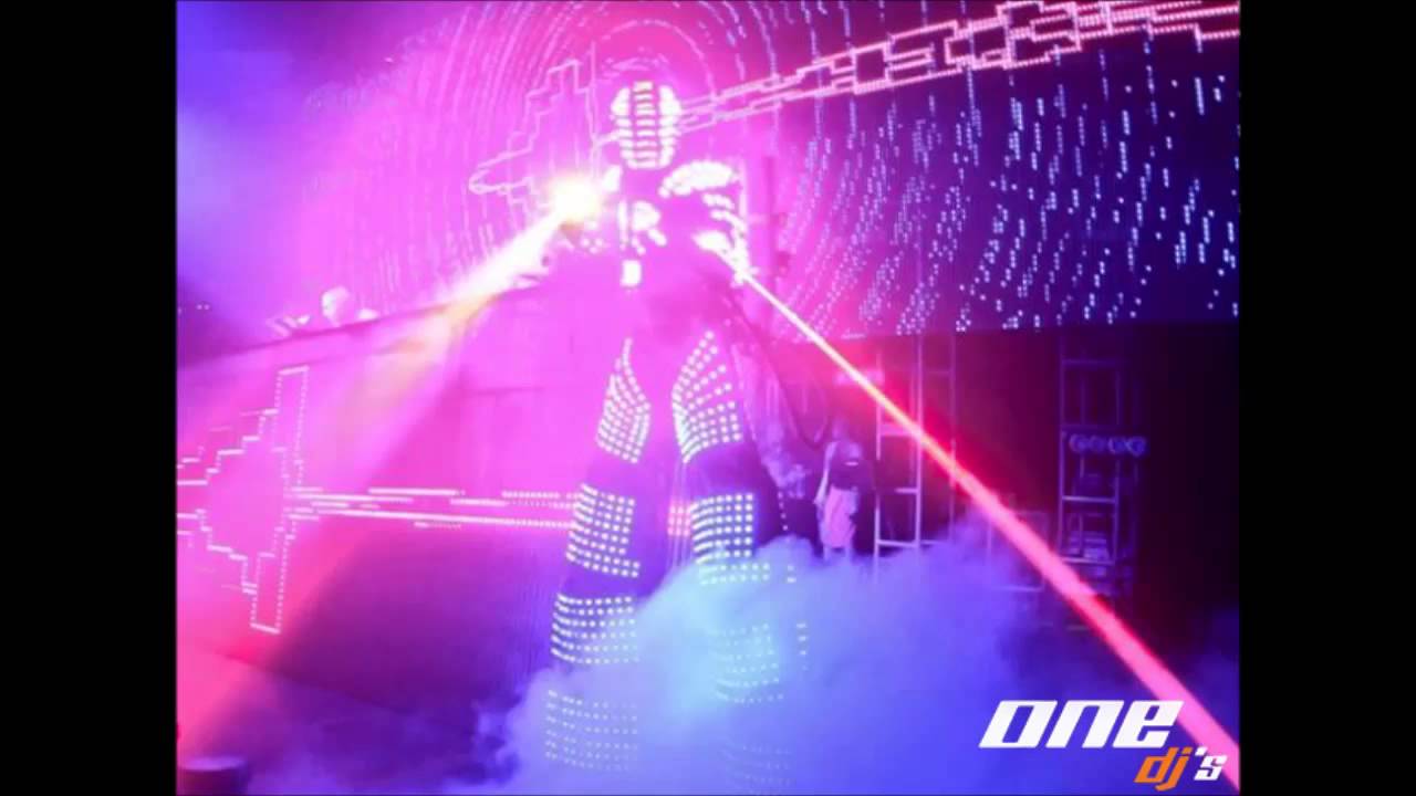 HADAR ISRAEL-ROBOT LED - רובוט לד מיוחד לאירועים - YouTube