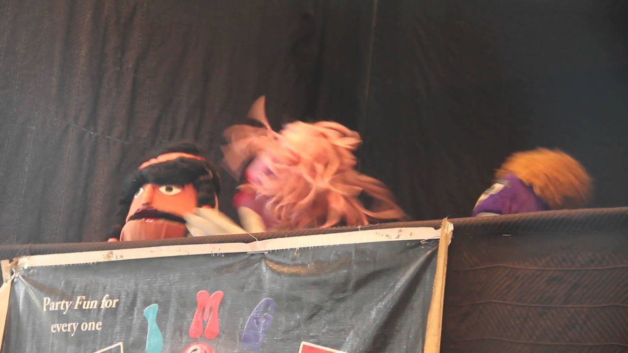 Puppet Show Women Expo 23 March 2014 Expo Center Lahore Pakistan - YouTube