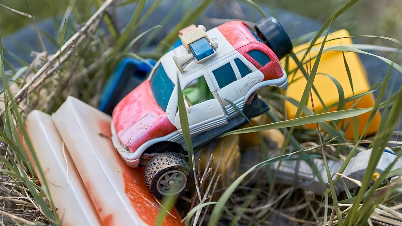 Lost toys in the forest | Toy story | Finding toys |COAS CAR TOYS - YouTube